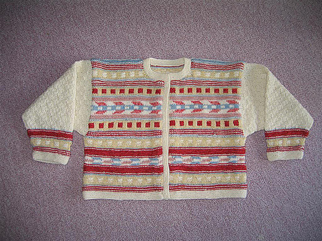 Ravelry: Child's Cardigan (page 116) pattern by Solveig Hisdal
