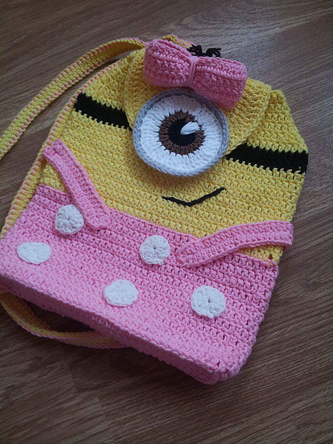Ravelry: Minions Inspired Backpack pattern by Tidzhen Gyuldzhu