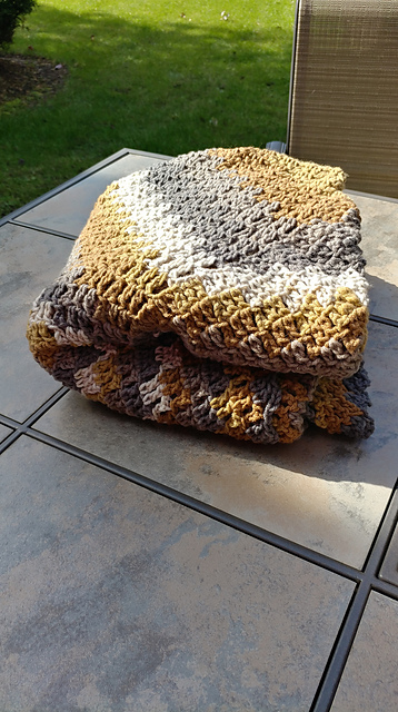 Ravelry: Farfafarf's Stacking Blocks Crochet Blanket