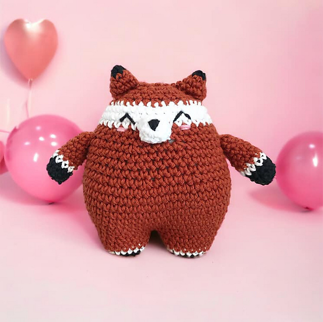 Ravelry: Rollie Pollie Fox pattern by Trish Hoskin