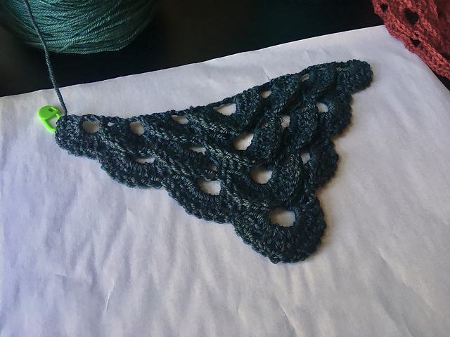 Ravelry: FauxLeo's Mome Rath Shawl