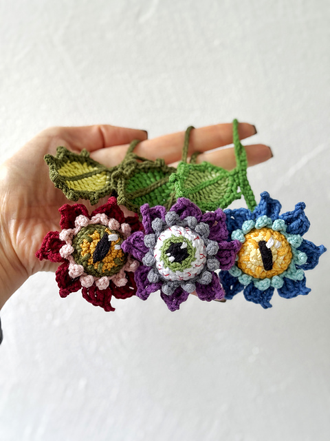 Ravelry: All Seeing Flower pattern by Svitlana Hurova