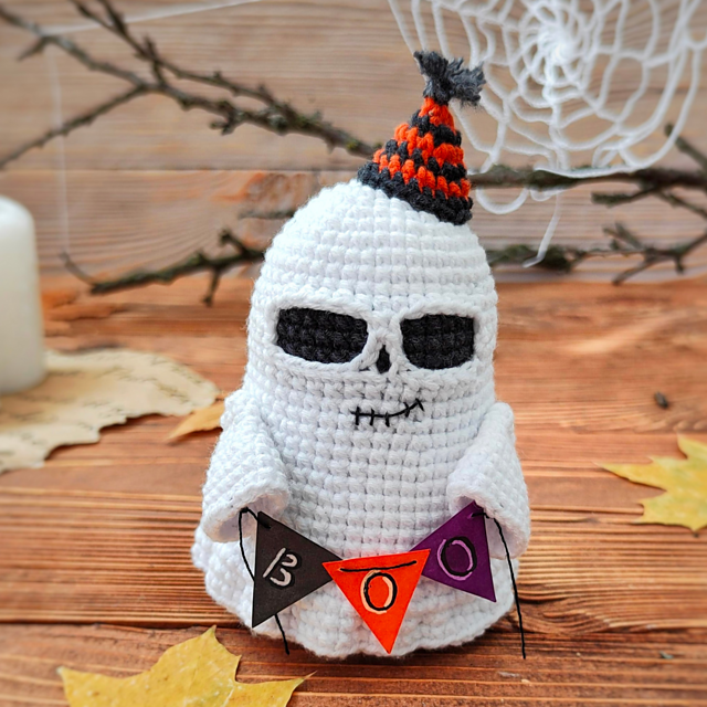 Ravelry: Boo Day Ghost pattern by Svitlana Hurova