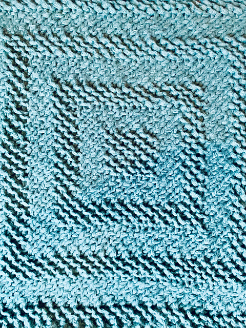 Ravelry: Quick Textured Corner to Corner Blanket pattern by Felicity Page