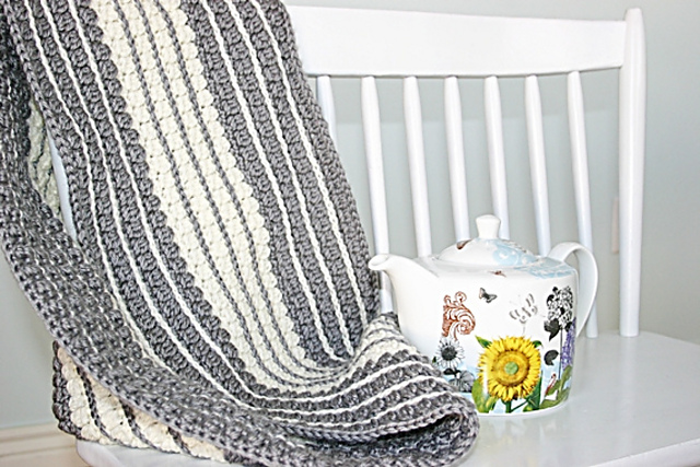 Ravelry: Burton Cowl pattern by Susan Carlson