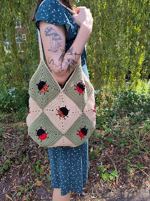 Ravelry: Ladybug Bag pattern by Femke Keegstra