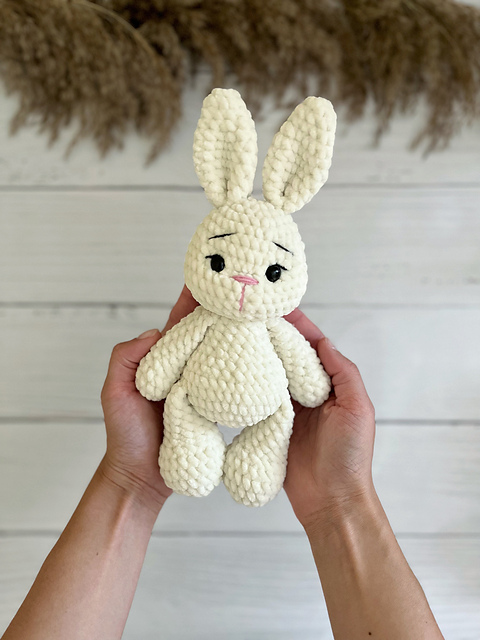 Ravelry: Bunny Ella pattern by Yelyzaveta Ahruts