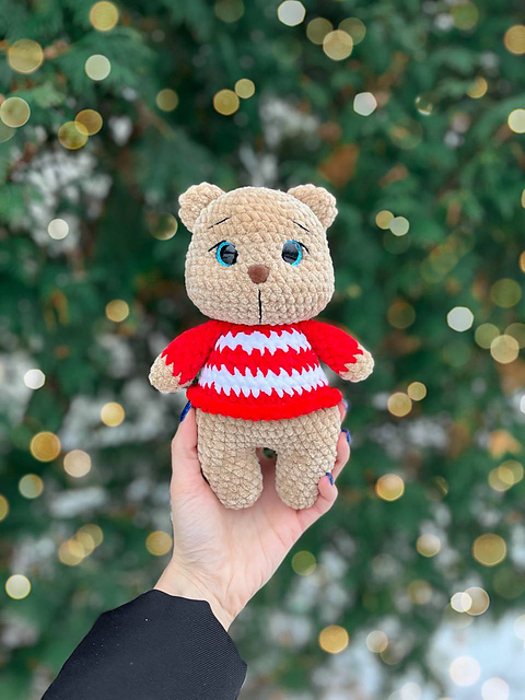 Ravelry: Christmas Bear pattern by Yelyzaveta Ahruts