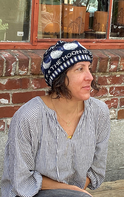 Ravelry: Luna Hat pattern by Janine Bajus