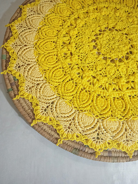 Ravelry: Andia pattern by Fereshte Tarband