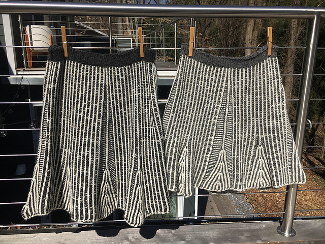 Ravelry: Autobahn Skirt pattern by Anja Caldwell