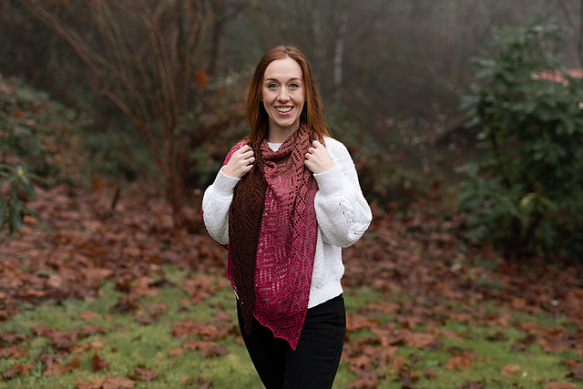 Ravelry: Emergence pattern by Laura Patterson