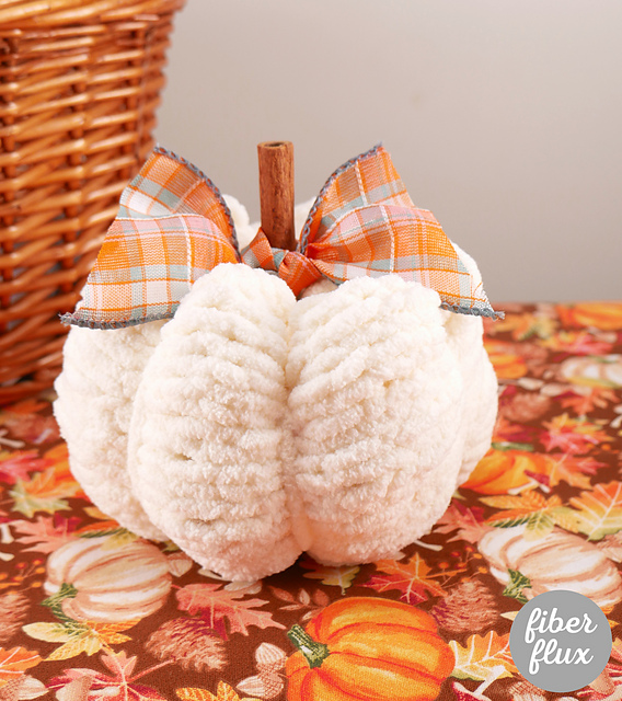 Ravelry: Fall Pumpkin pattern by Fiber Flux / Jennifer Dickerson