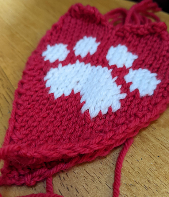 Ravelry: Paw Print Heart Patch pattern by Stana D. Sortor