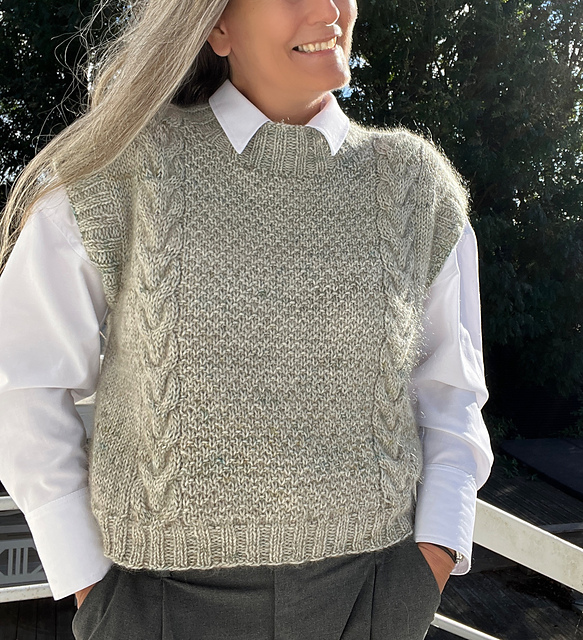 Ravelry: Kat no.4 pattern by Pia Trans