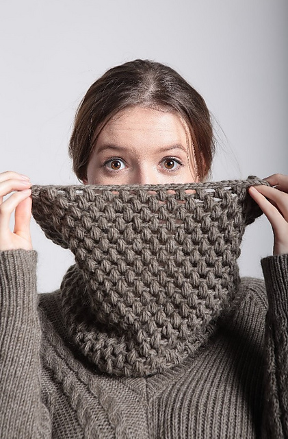 Ravelry: Bianca Bean Stitch Cowl pattern by Filatura Di Crosa Italia s.r.l.