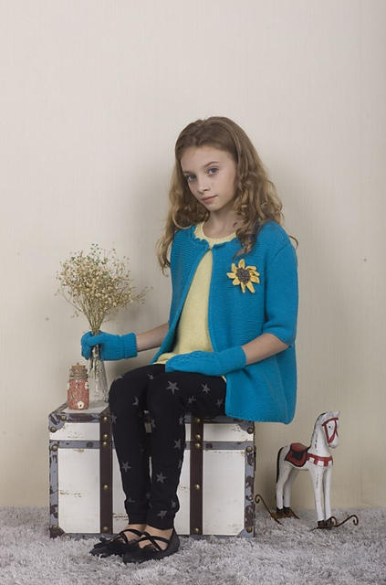 Ravelry: Sacheal Cardigan pattern by Filatura Di Crosa Italia s.r.l.