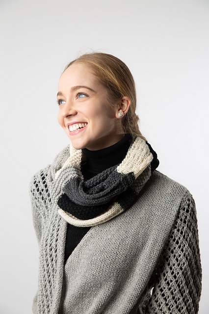 Ravelry: Cara Infinity Scarf pattern by Filatura Di Crosa Italia s.r.l.