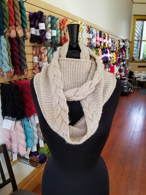 Ravelry: Braided Edge Cowl pattern by Kathryn Bernard