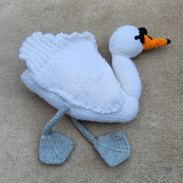 Ravelry: Knitted Mute Swan pattern by Fitting in Knitting