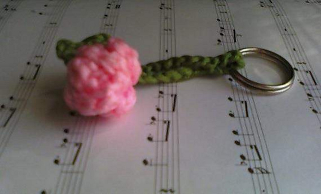 Ravelry: Rose Keychain pattern by Leticia Lebron