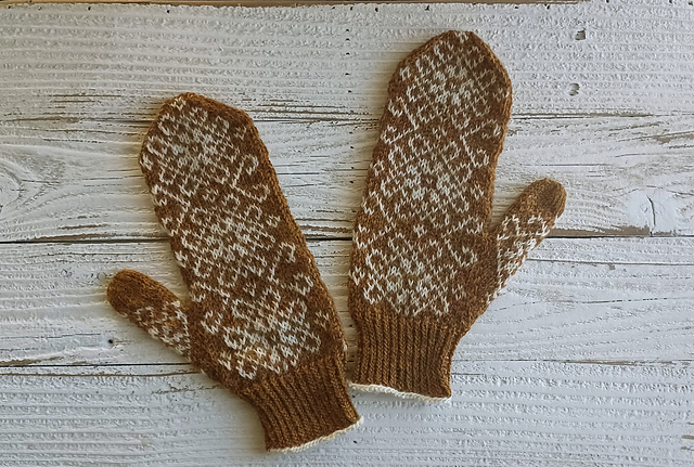 Ravelry: Golden Hour Mittens pattern by Traci Scott