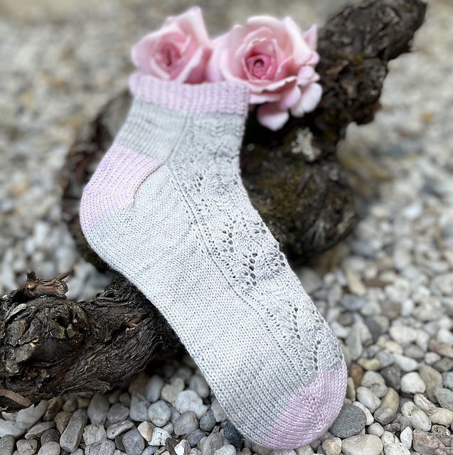 Ravelry: Altaïr pattern by Plume de Douceur