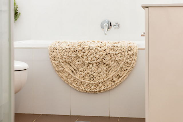 Ravelry: Oasis Floor Rug pattern by Periwinkle Crochet