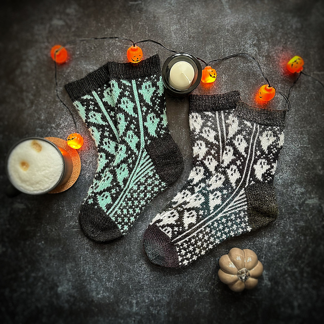 Ravelry: Socks Casper pattern by Olya Kilic