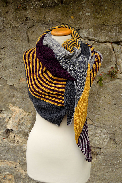 Ravelry: HerbstStück pattern by knitcats Design