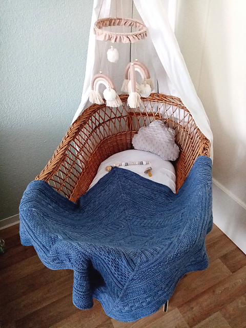 Ravelry: Glückskind pattern by knitcats Design