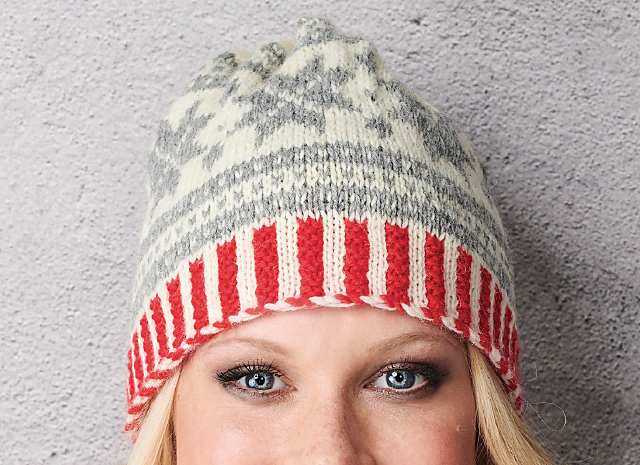 Ravelry: Scandinavian Christmas Hat pattern by Fran Morgan