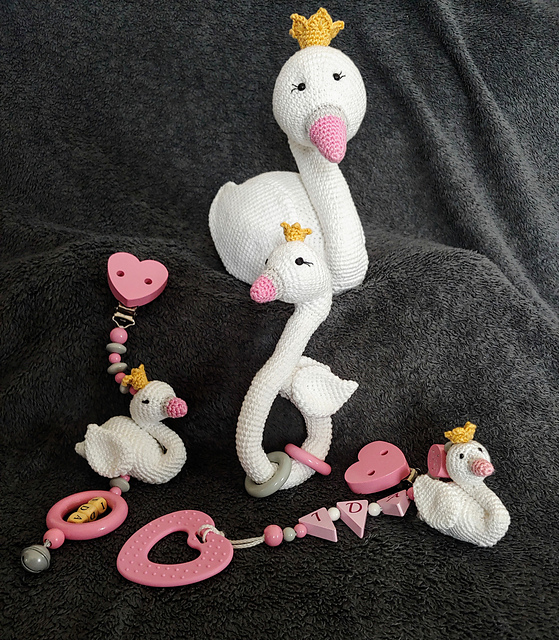 Ravelry: Flying-Needles' Swan stroller toy