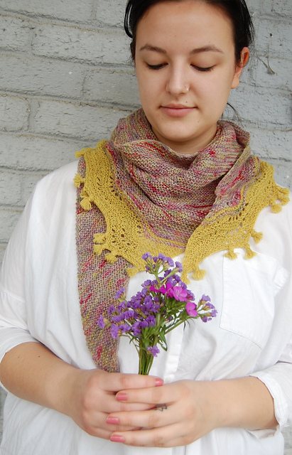 Ravelry: Barn Wedding Shawl pattern by Heidi Reszies
