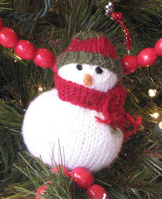 Ravelry: Snowman Shivers pattern by Carrie Forrest Dweller Duvall