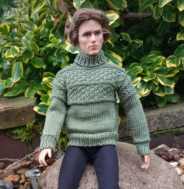 Ravelry: 1:6th scale Geoffrey Jumper pattern by Frances Powell