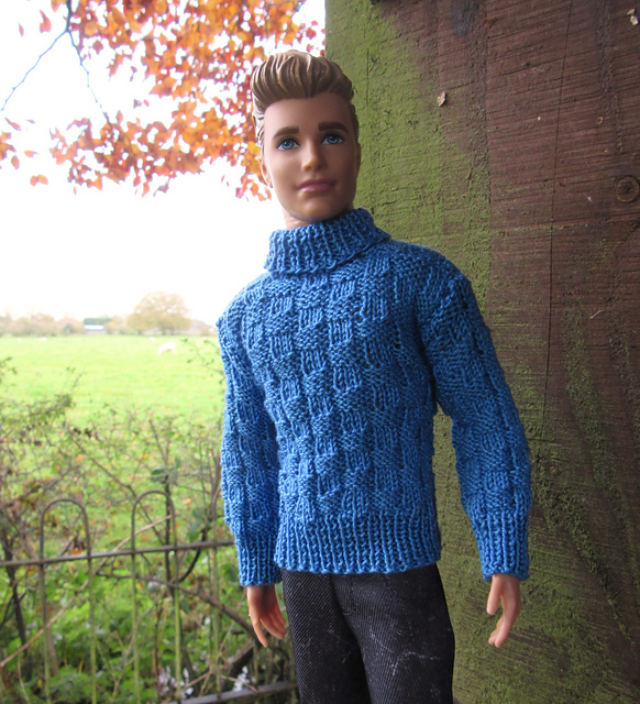 Ravelry: 1:6th scale Ivor Jumper pattern by Frances Powell