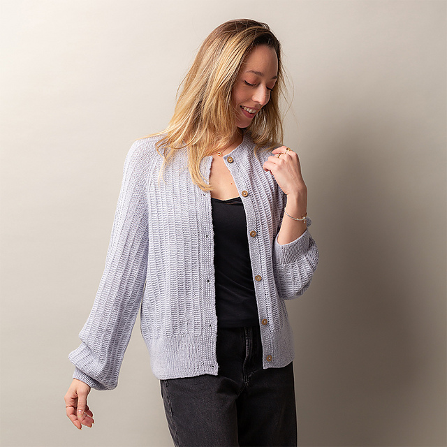 Ravelry: Flowline Cardigan pattern by Pascuali Collezioni