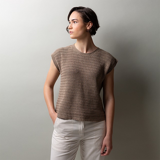 Ravelry: Soft Grid Top pattern by Pascuali Collezioni