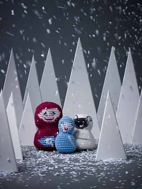 Ravelry: Love Ewe Nesting Dolls pattern by Sarah Read