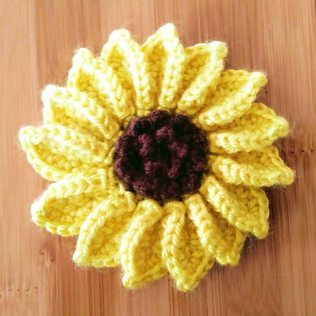 Ravelry: Sunflower Applique pattern by Ellen Aria