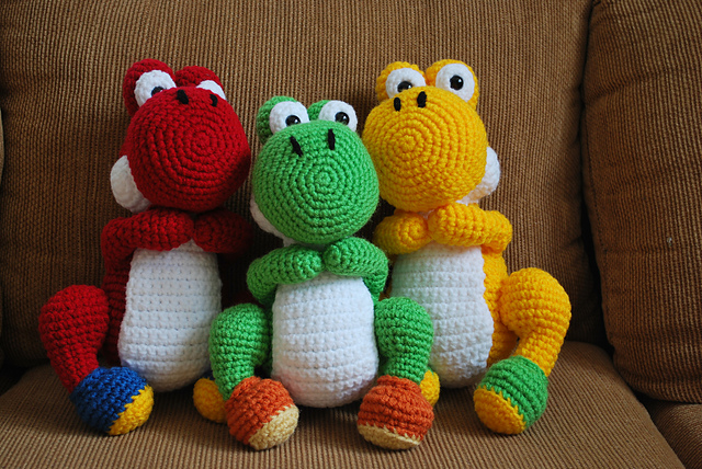 Ravelry: Yoshi pattern by the BlackLory