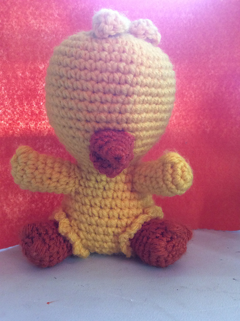 Ravelry: Chica The Chick pattern by Sarah Hearn
