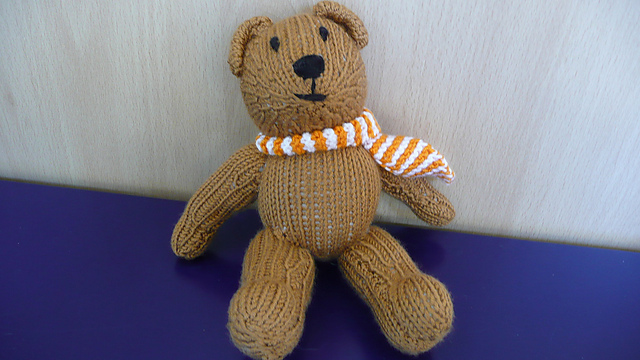 Ravelry: Miniature Bears: Hartley pattern by Jean Greenhowe