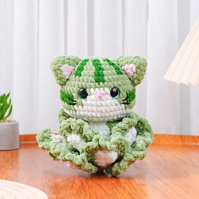 Ravelry: Cabbage Cat pattern by FuzzyBug Angela