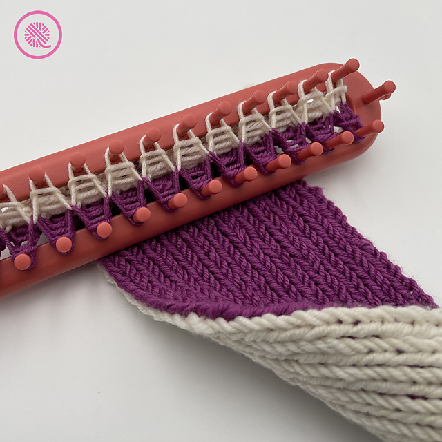 Ravelry: Double Knit 2 Color Scarf pattern by Kristen Mangus