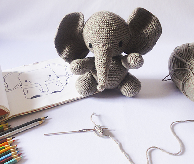 Ravelry: Elephant pattern by TwinsDesign