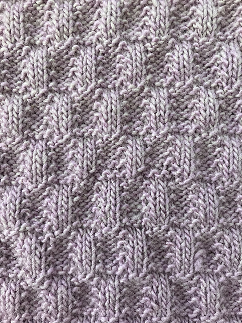 Ravelry: Broken Accordion 2-1 pattern by Cecelia Campochiaro