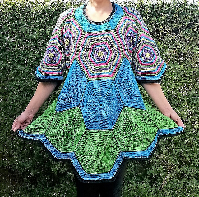 Ravelry: Flower Power Tunic pattern by Anne-Pia Hansen
