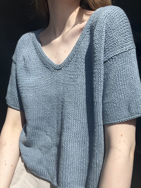 Ravelry: Hortensia Tee pattern by Helene Beba